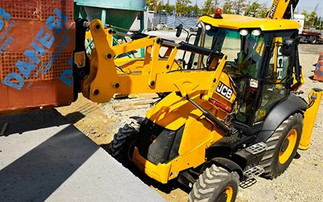 Découvrez les produits JCB : la gamme de tractopelles JCB Sitemaster