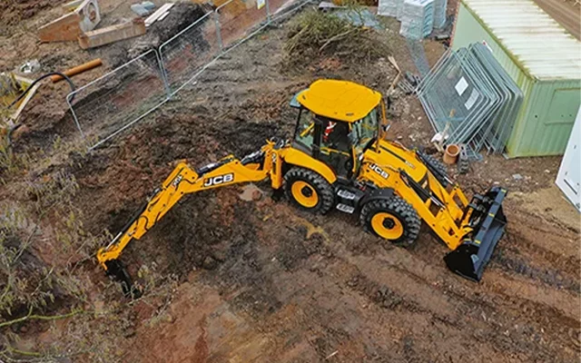 Découvrez les produits JCB : la gamme de tractopelles JCB Sitemaster
